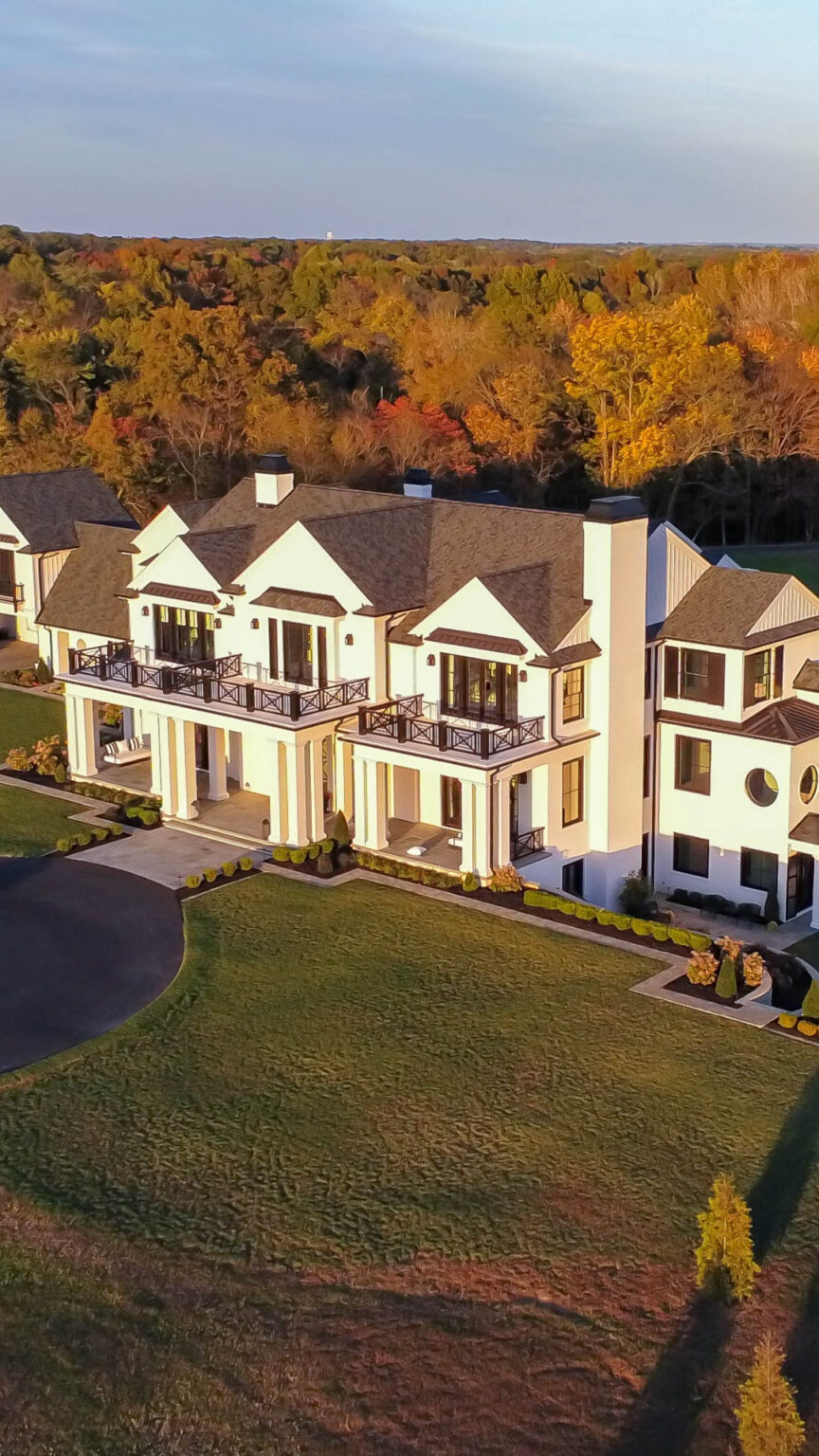 Real Estate Auction Company - Luxury Auctions | JP King